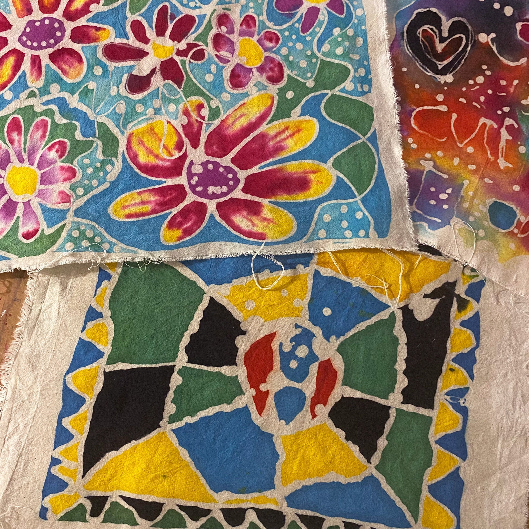 BATIK with kids - Mini Mad Things