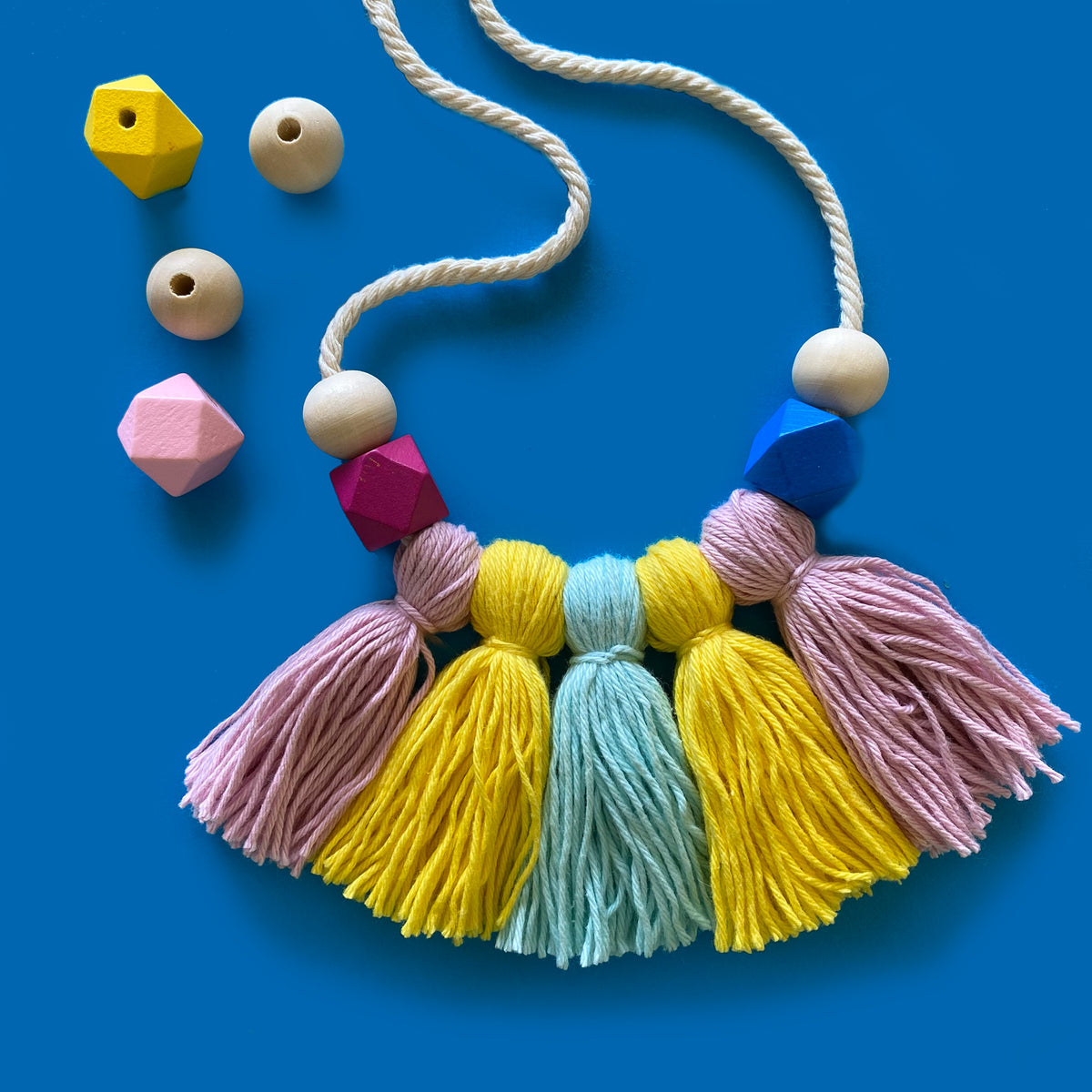 MINI MAD THINGS - Children's craft kits, art supplies and books.