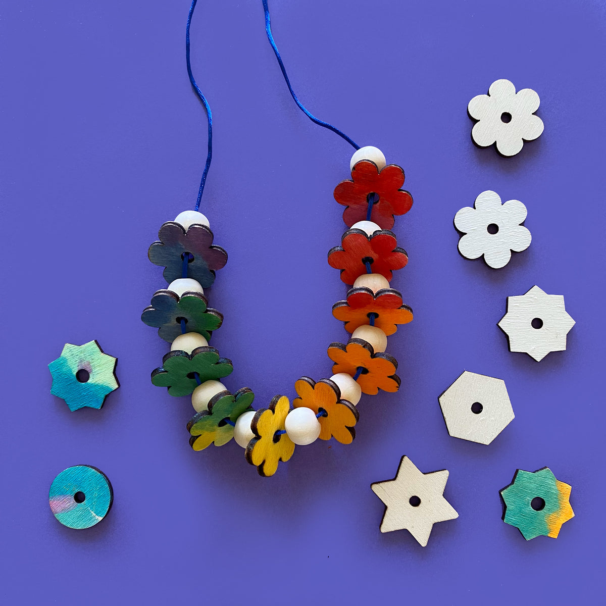 MINI MAD THINGS - Children's craft kits, art supplies and books.