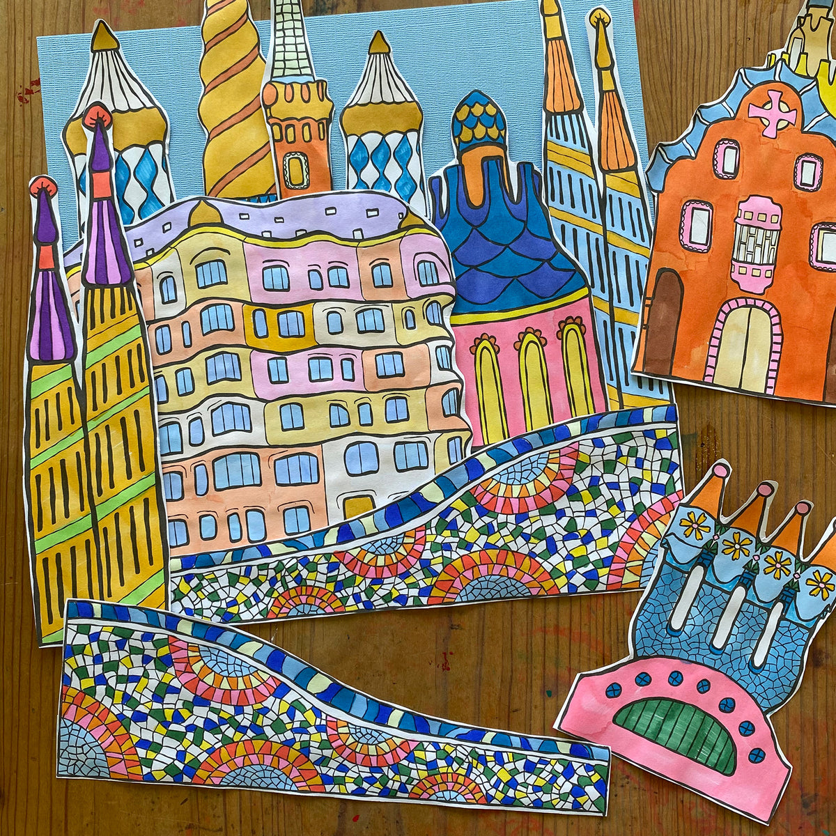 Antoni Gaudi - Printable activity sheets - Mini Mad Things